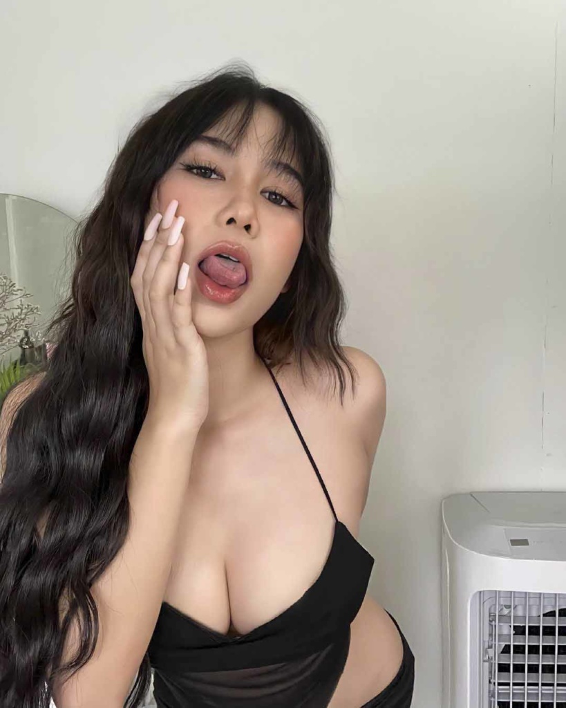 เปิดวาร์ป น้องทิพย์ Rawiwan เน็ตไอดอลสาวสวยสุดเซ็กซี่งานดี Onlyfans - เปิดวาร์ปประวัติ เซเลบ ...