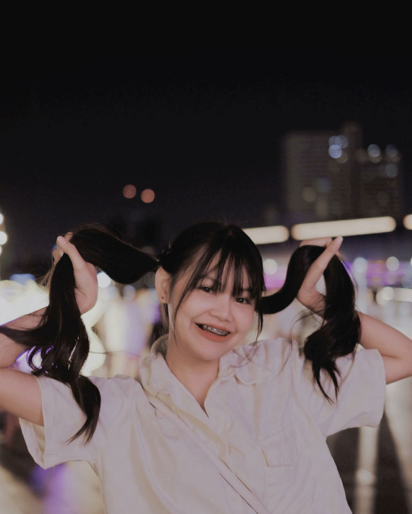 เปิดวาร์ป น้องจ๊ะจ๋า Sirikarn สาวสวยสตรีมเมอร์วัยใส น่ารักขี้เล่นเป็นกันเอง